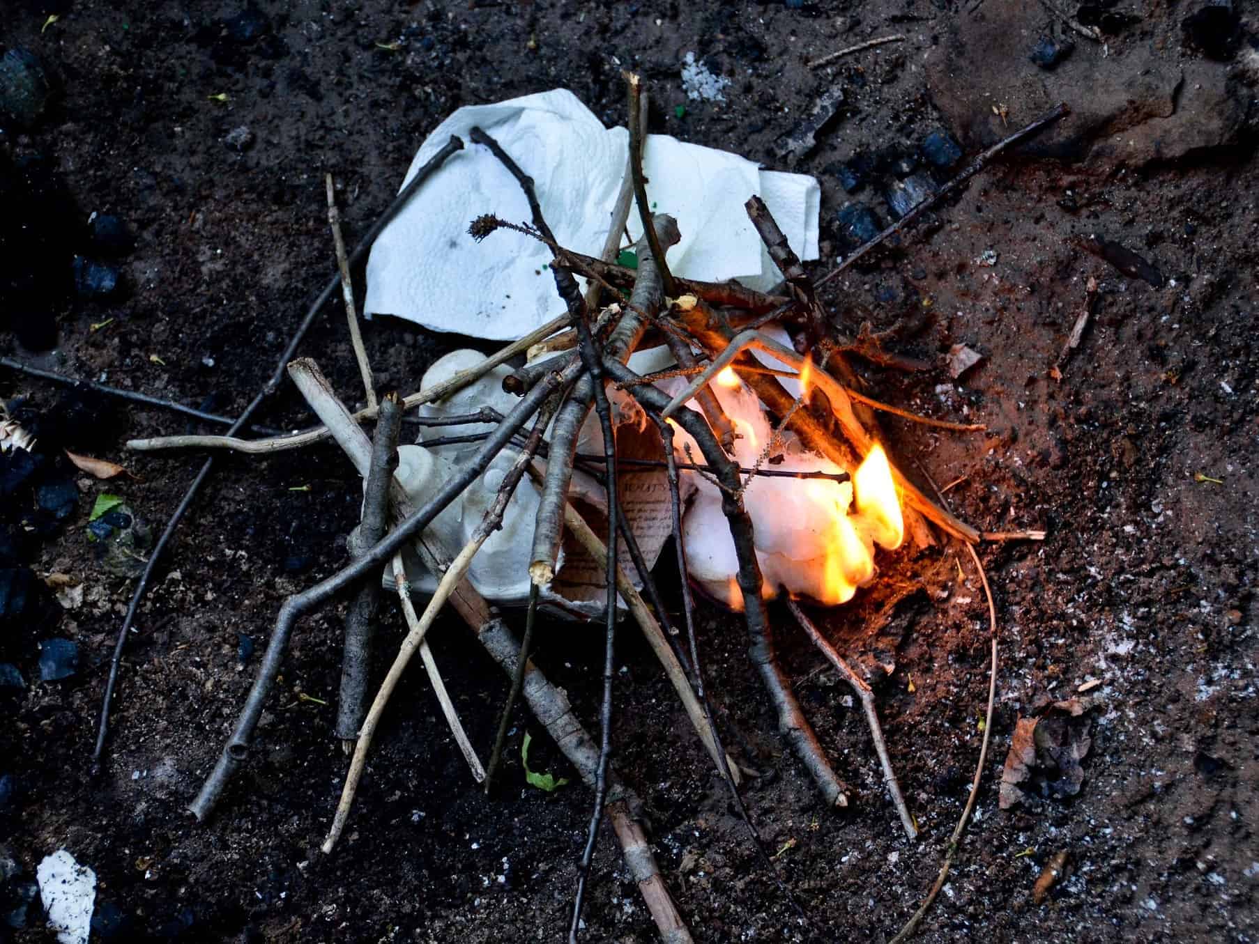 How To Start A Campfire With Wet Wood 10 Tips | Real Survival Skills ...